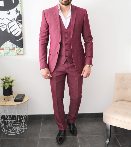 Les costumes chic de qualité pour homme